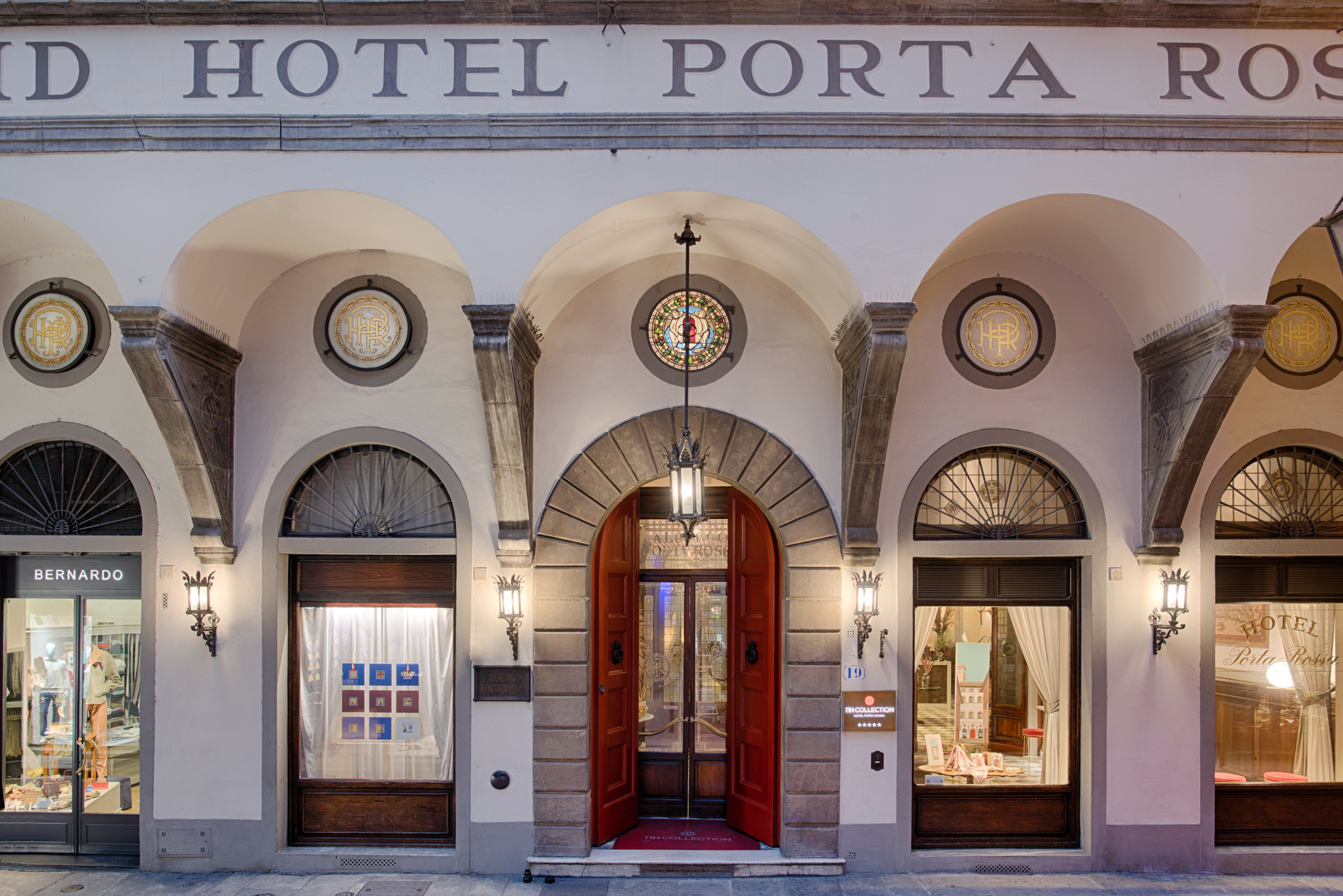 NH Collection Firenze Porta Rossa: 5* Hotel in Downtown Florence