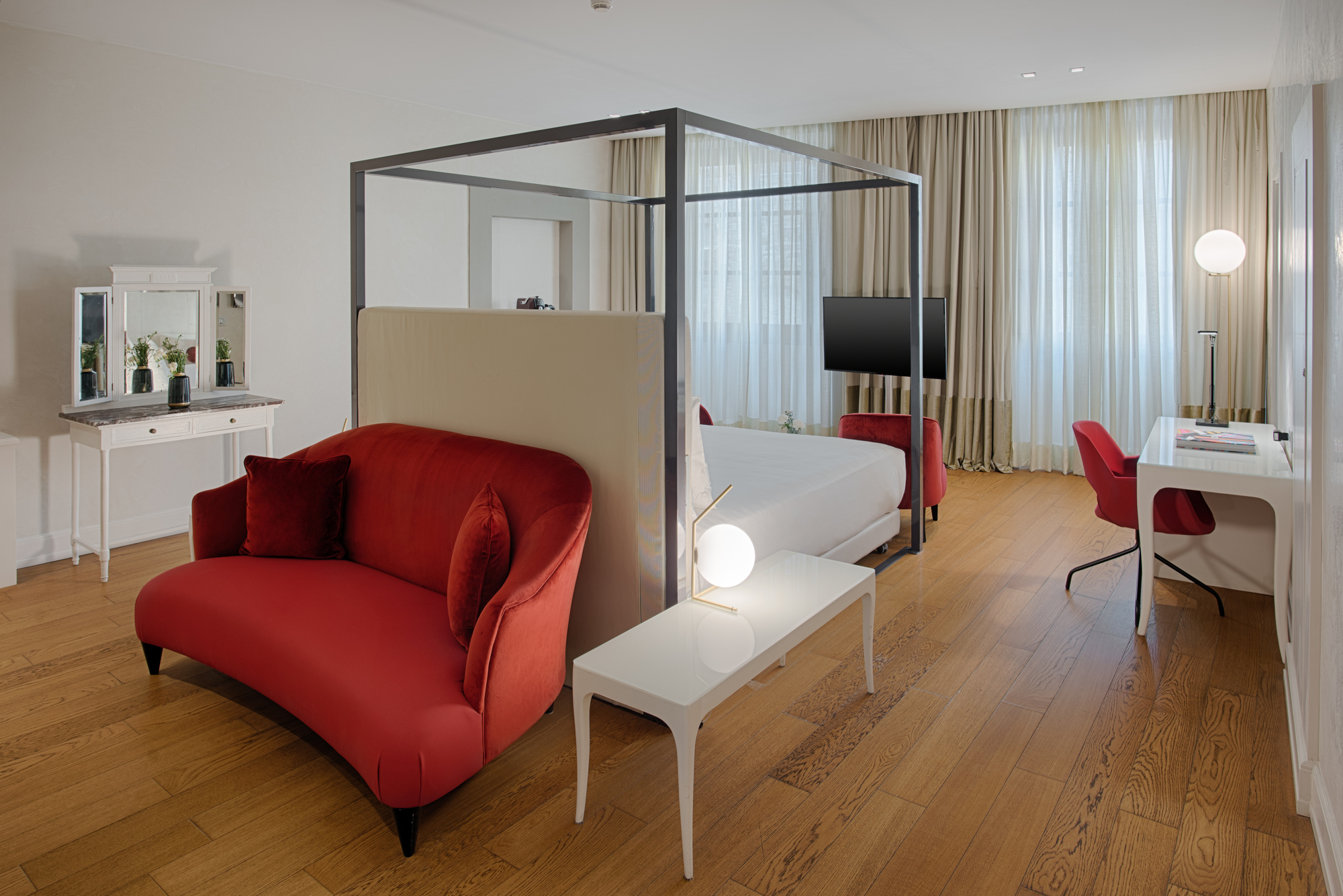NH Collection Firenze Porta Rossa: 5* Hotel in Downtown Florence