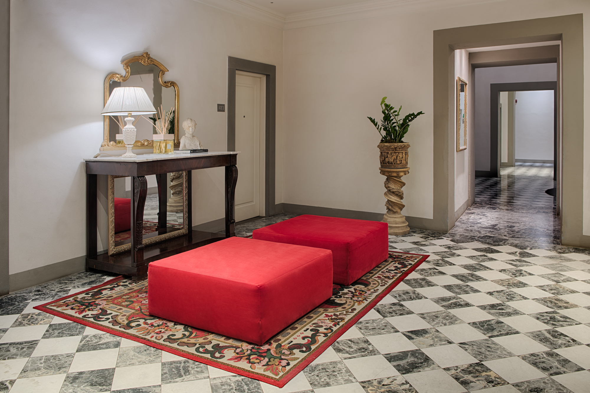 NH Collection Firenze Porta Rossa: 5* Hotel in Downtown Florence