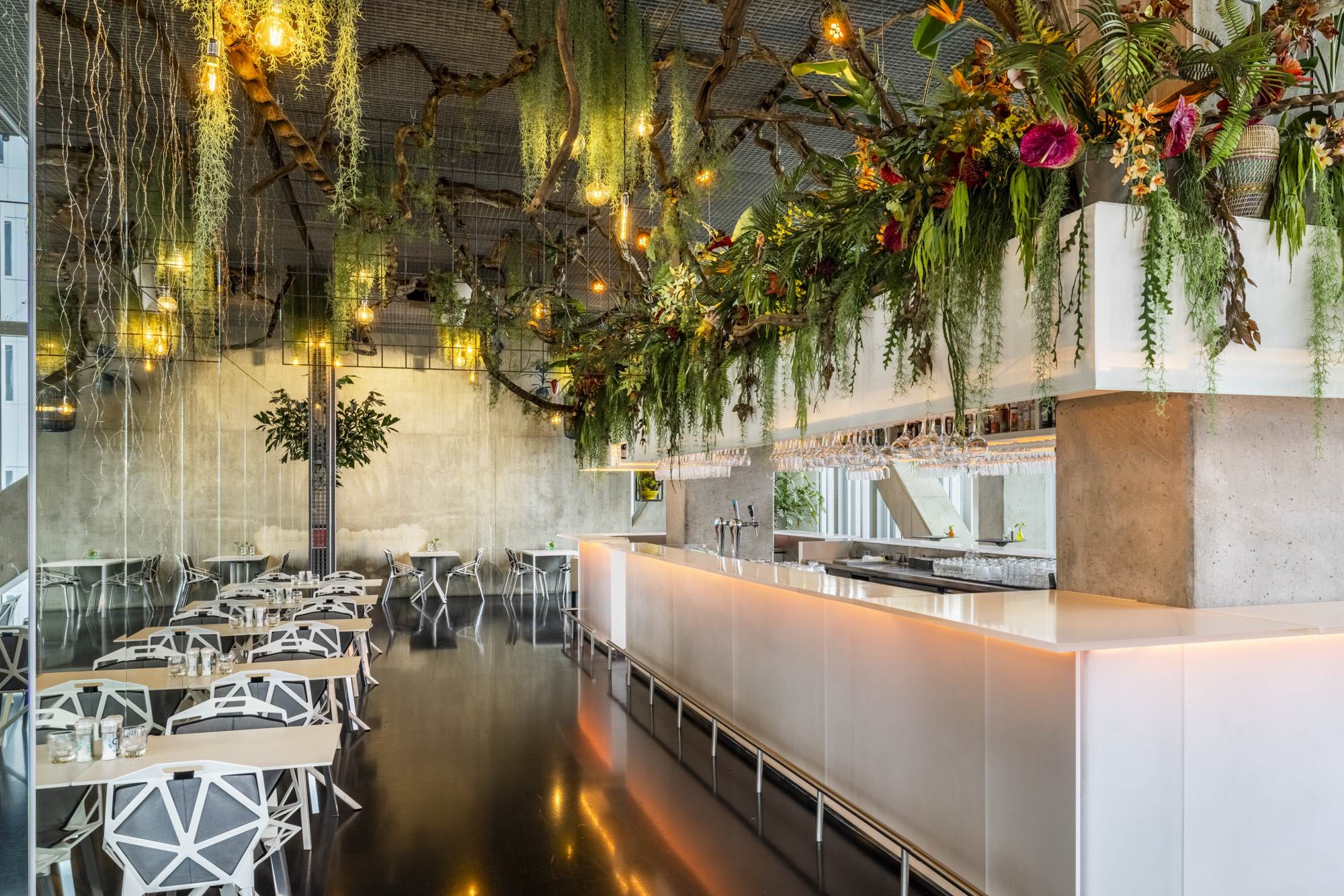 Hotel nhow Rotterdam | Up to 25% off | nh-hotels.com