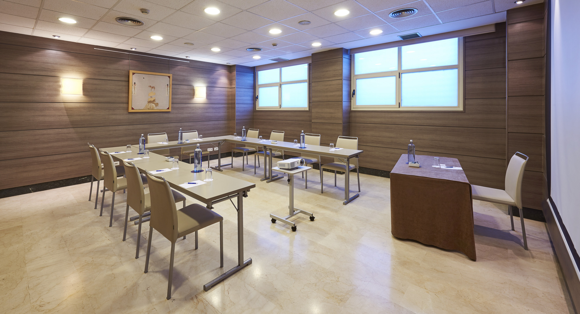 Hotel NH Valencia Center | Up to 25% off | nh-hotels.com