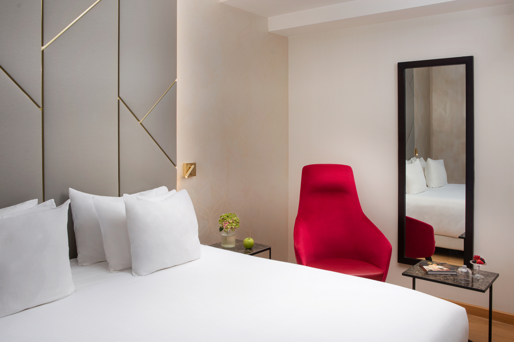 NH Collection Roma Giustiniano: 4* Hotel in Downtown Rome
