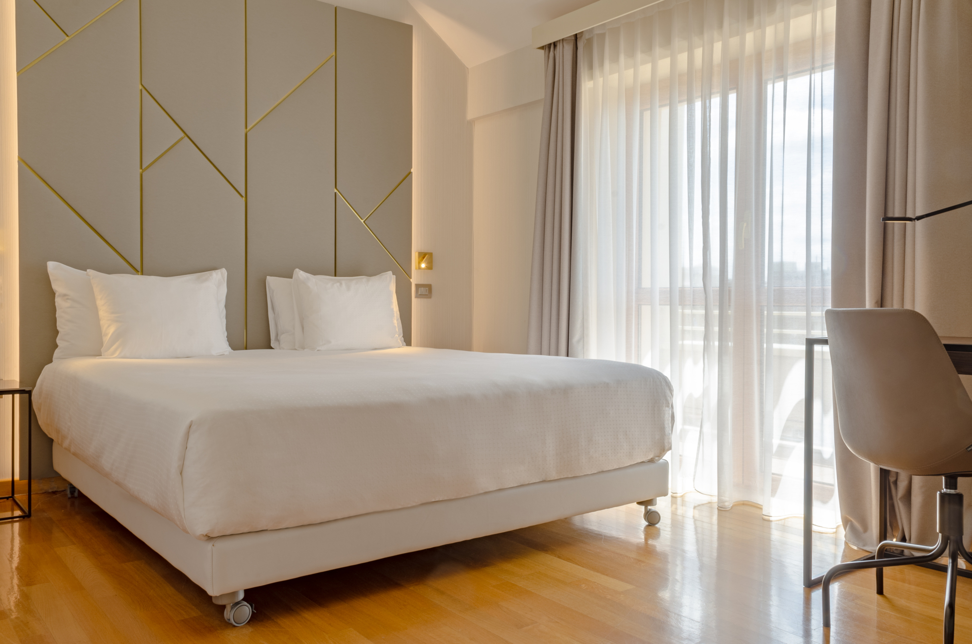 NH Collection Roma Giustiniano: 4* Hotel in Downtown Rome