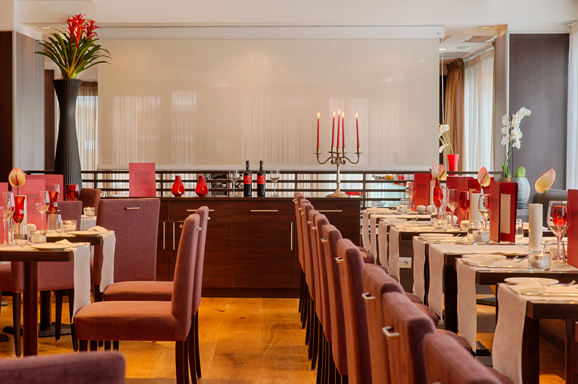 NH Collection Roma Giustiniano: 4* Hotel in Downtown Rome