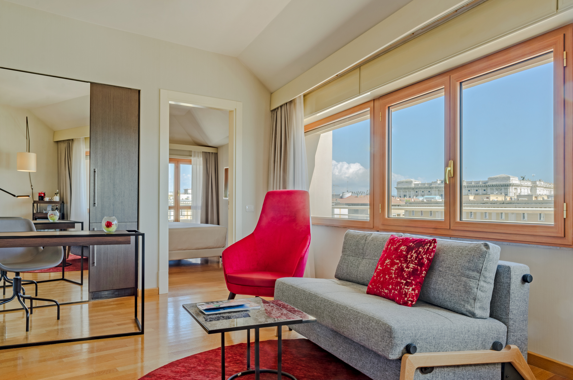 NH Collection Roma Giustiniano: 4* Hotel in Downtown Rome