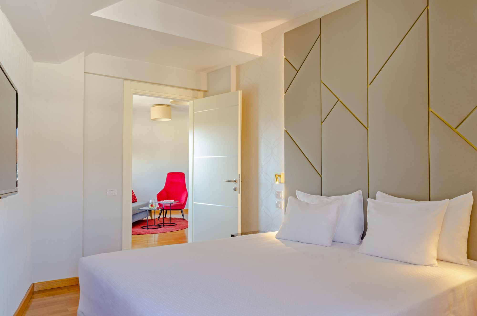 NH Collection Roma Giustiniano: 4* Hotel in Downtown Rome