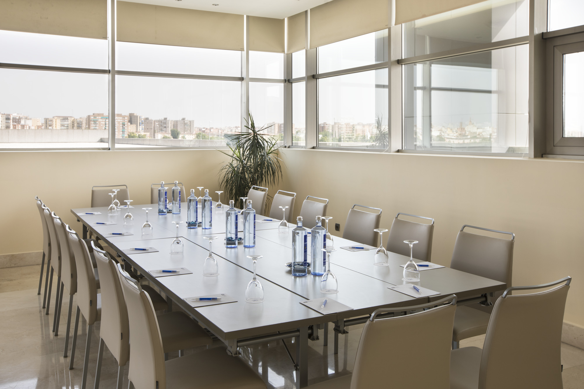 Salas para reuniones y eventos NH Gran Hotel Casino Extremadura