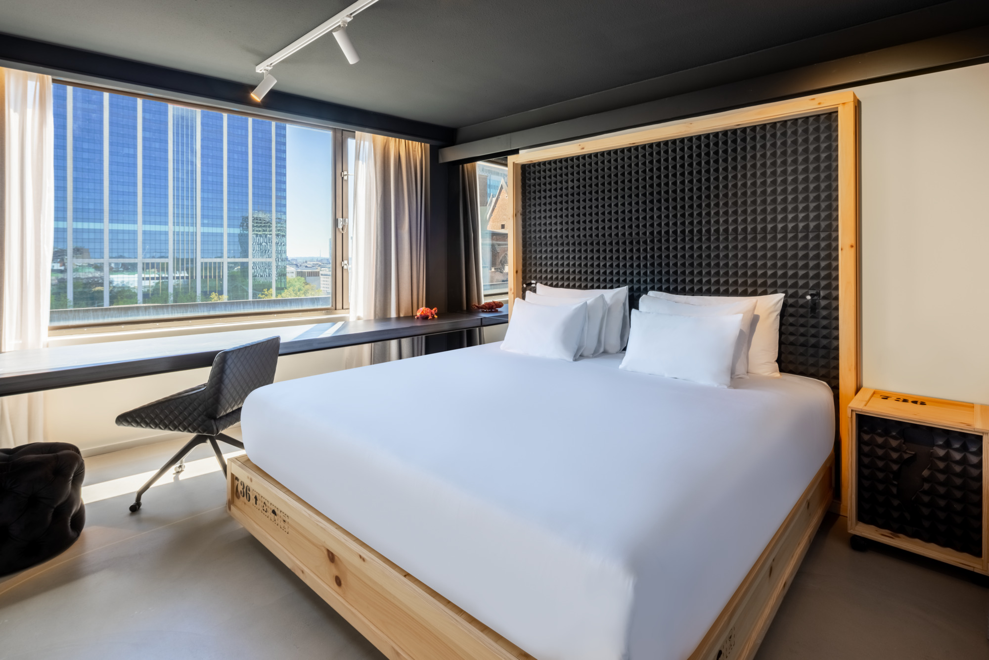 Rooms of the nhow Brussels Bloom