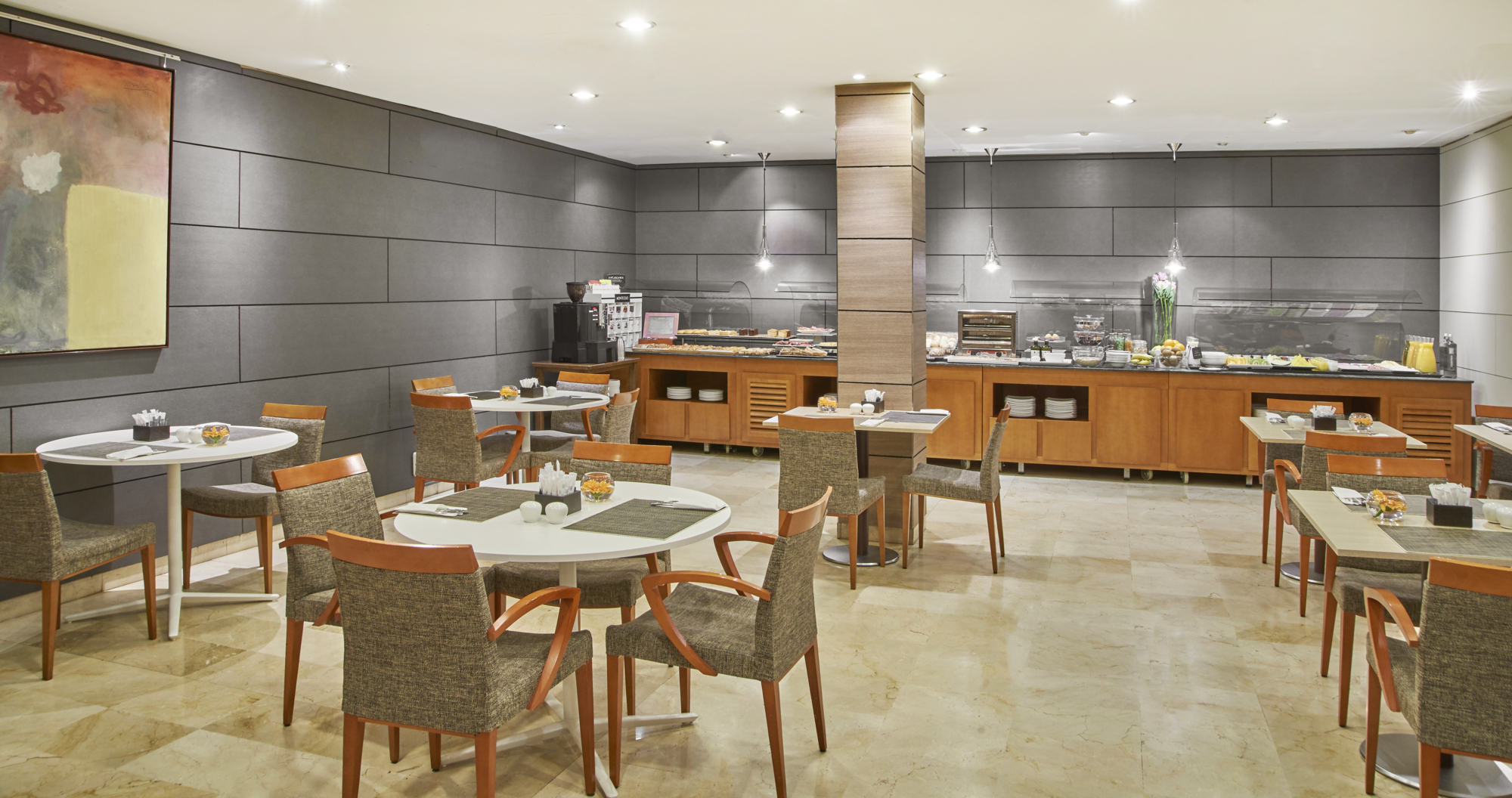 Hotel iStay by NH Zaragoza Sport | Hotel en Zaragoza, España | nh ...