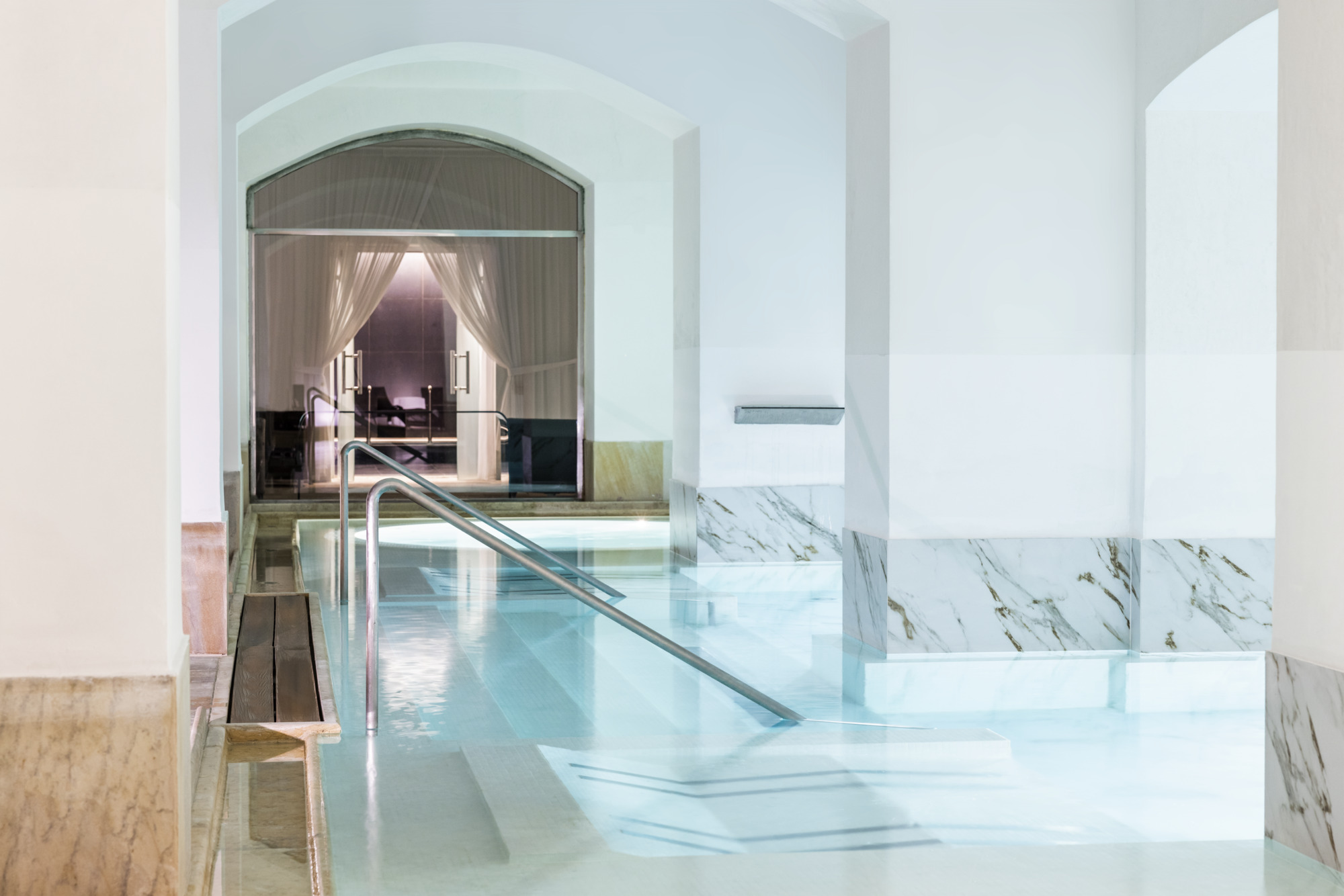 Spa - NH Collection Prague Carlo IV